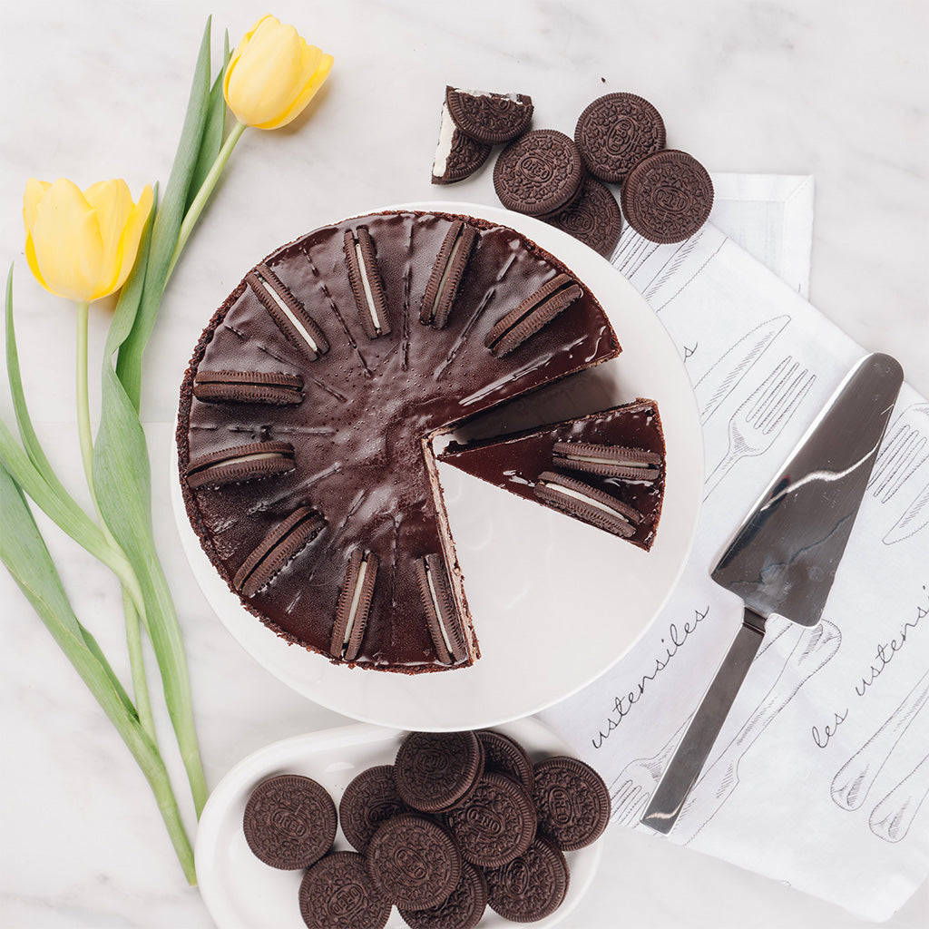 Cookies & Cream Cheesecake – La Rocca Cakes